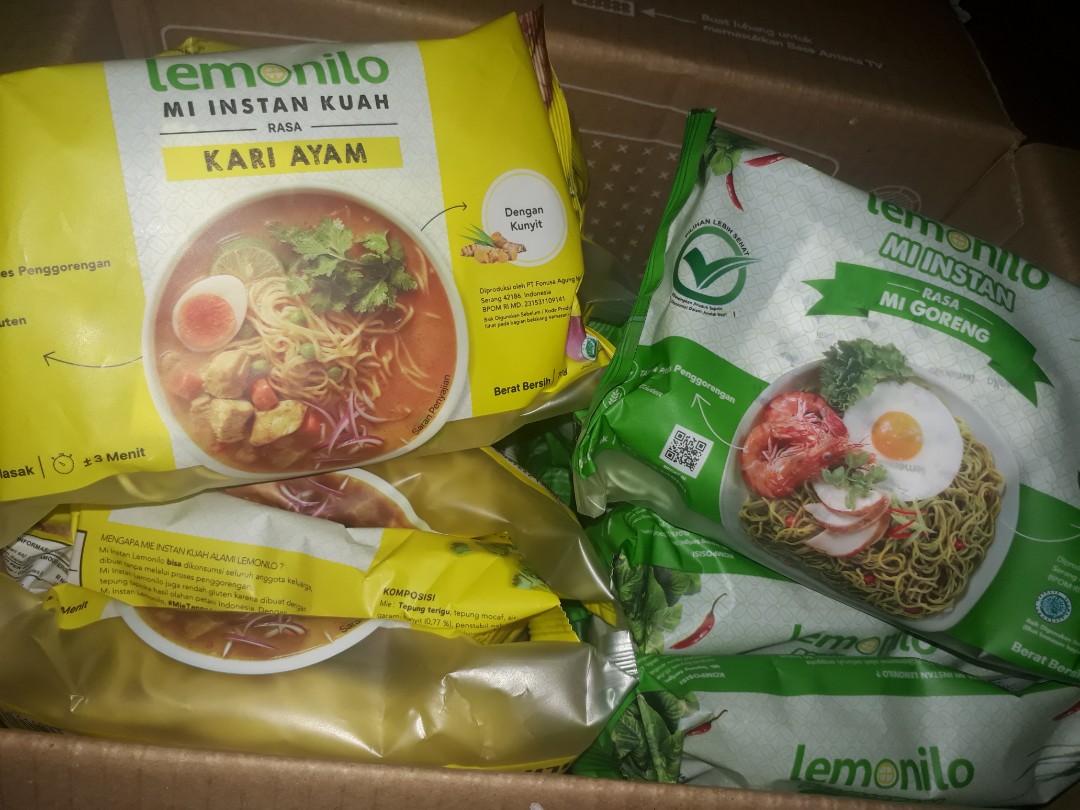 Mie Lemonilo rasa mie goreng dan kari ayam, Makanan & Minuman, Makanan ...
