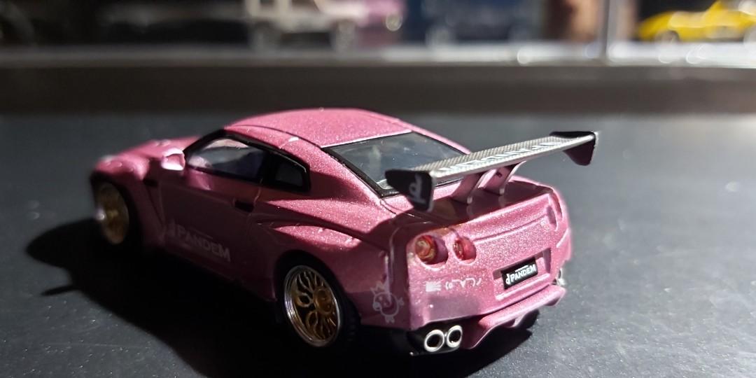 MINI GT 1:64 #123 PANDEM NISSAN GTR R35 GT WING PASSION PINK, Hobbies ...