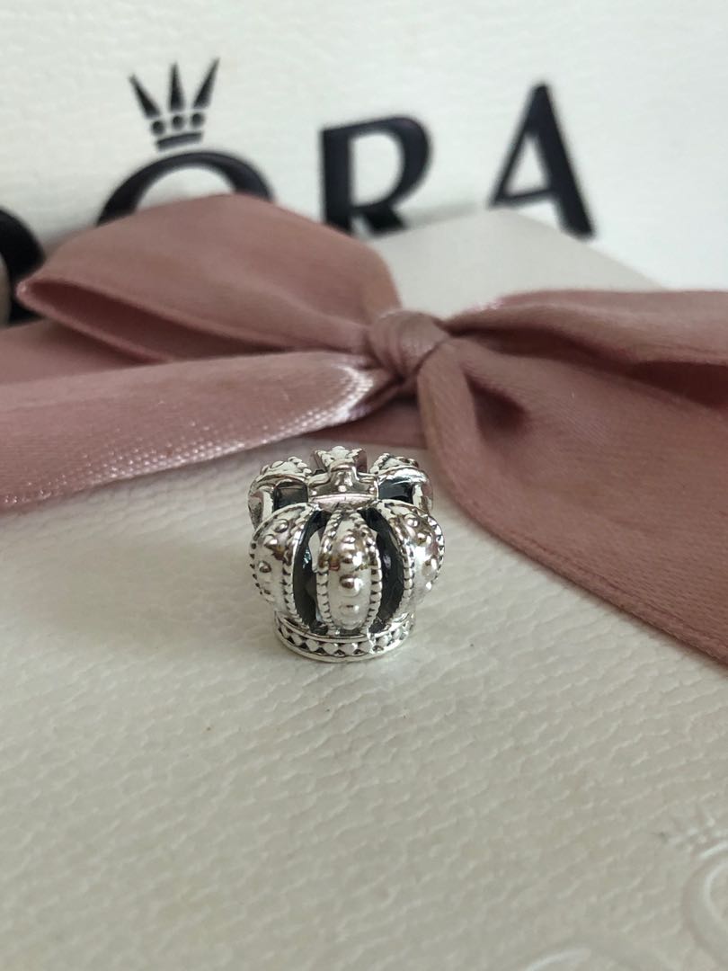 Pandora Crown, Women's Fashion, Watches & Accessories, Other ...