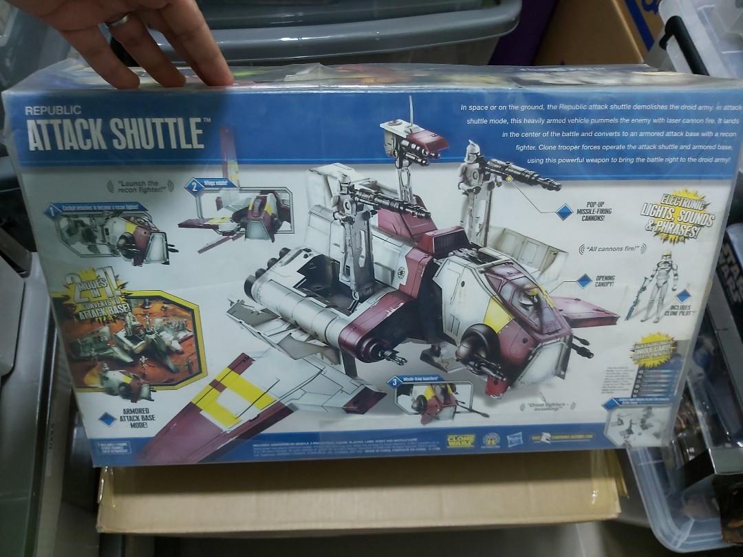 Star wars Clone wars Republic Attack Shuttle, Hobbies & Toys, Toys ...