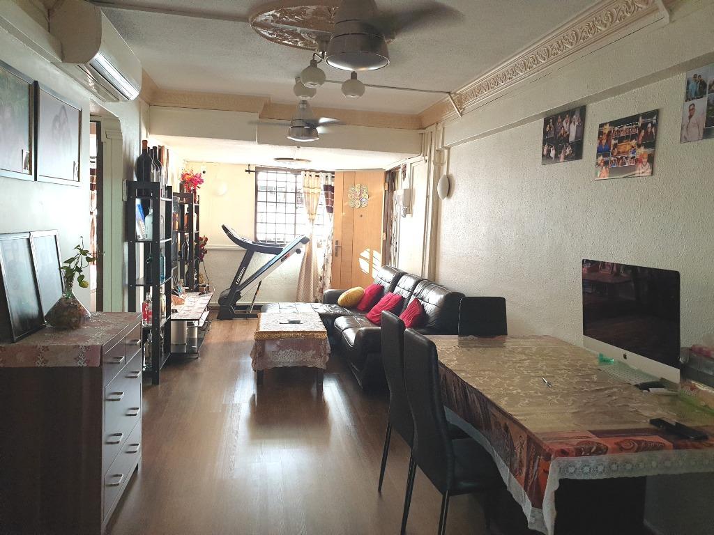 10 PINE CLOSE- 3NG CORNER HDB FLAT – FOR SALE ! (Singapore Property For ...