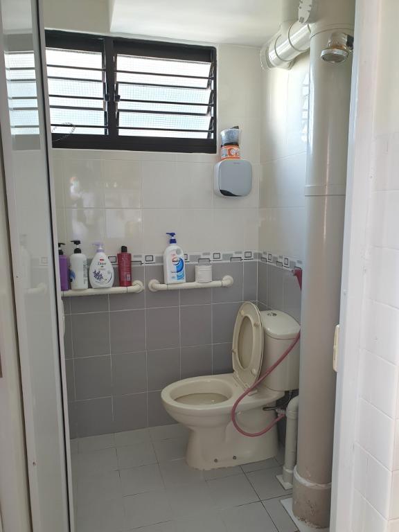10 PINE CLOSE- 3NG CORNER HDB FLAT – FOR SALE ! (Singapore Property For ...