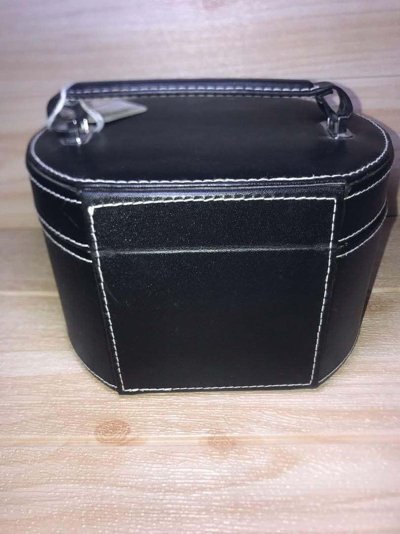 lagayan ng make up, Beauty & Personal Care, Face, Makeup on Carousell