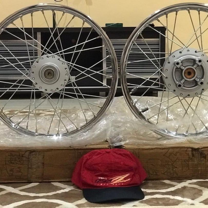 Rim lidi YIMM 1st model 125z sabit, Motorbikes on Carousell