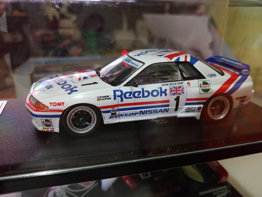 1/43 HPI R32 nissan skyline gtr reebok#1, 興趣及遊戲, 收藏品及紀念品, 明星周邊 - Carousell