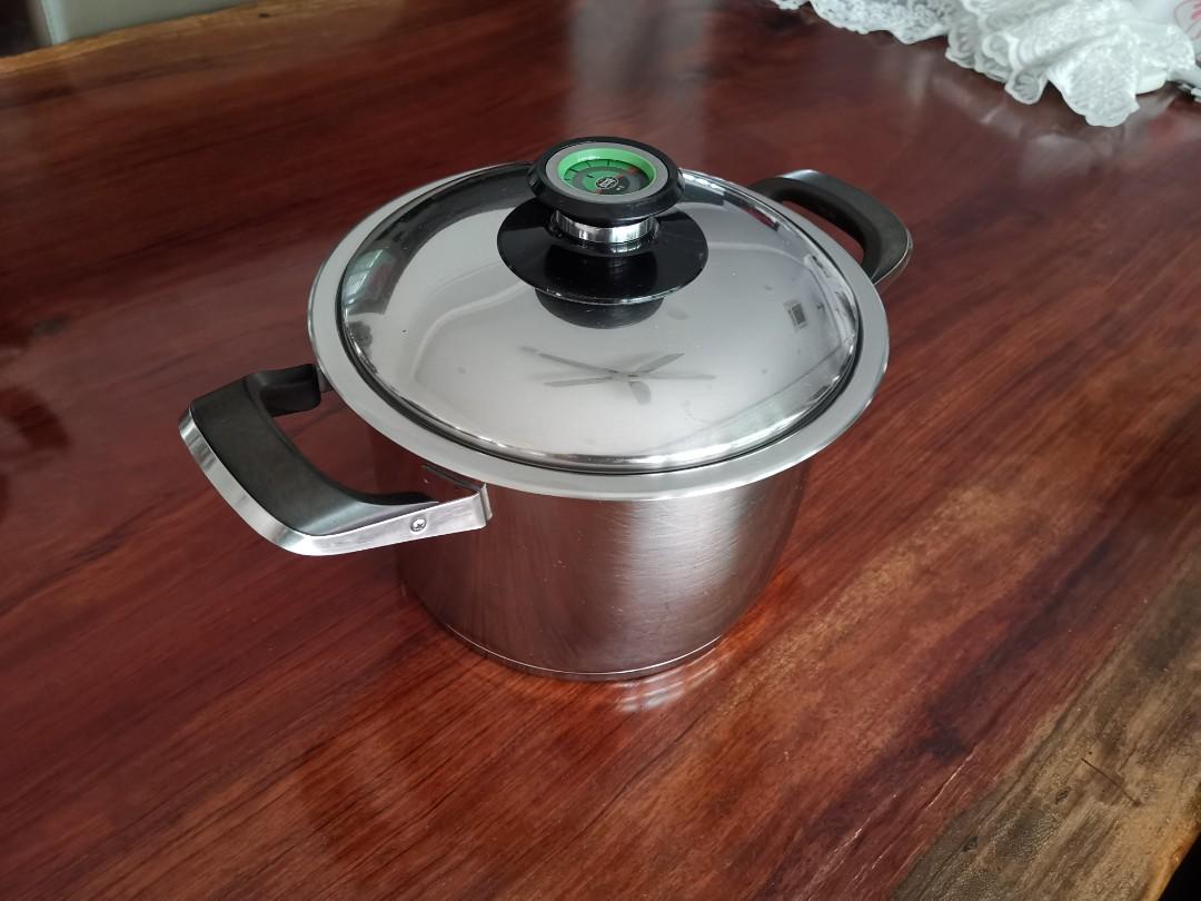 AMC 20cm pot, Furniture & Home Living, Kitchenware & Tableware ...