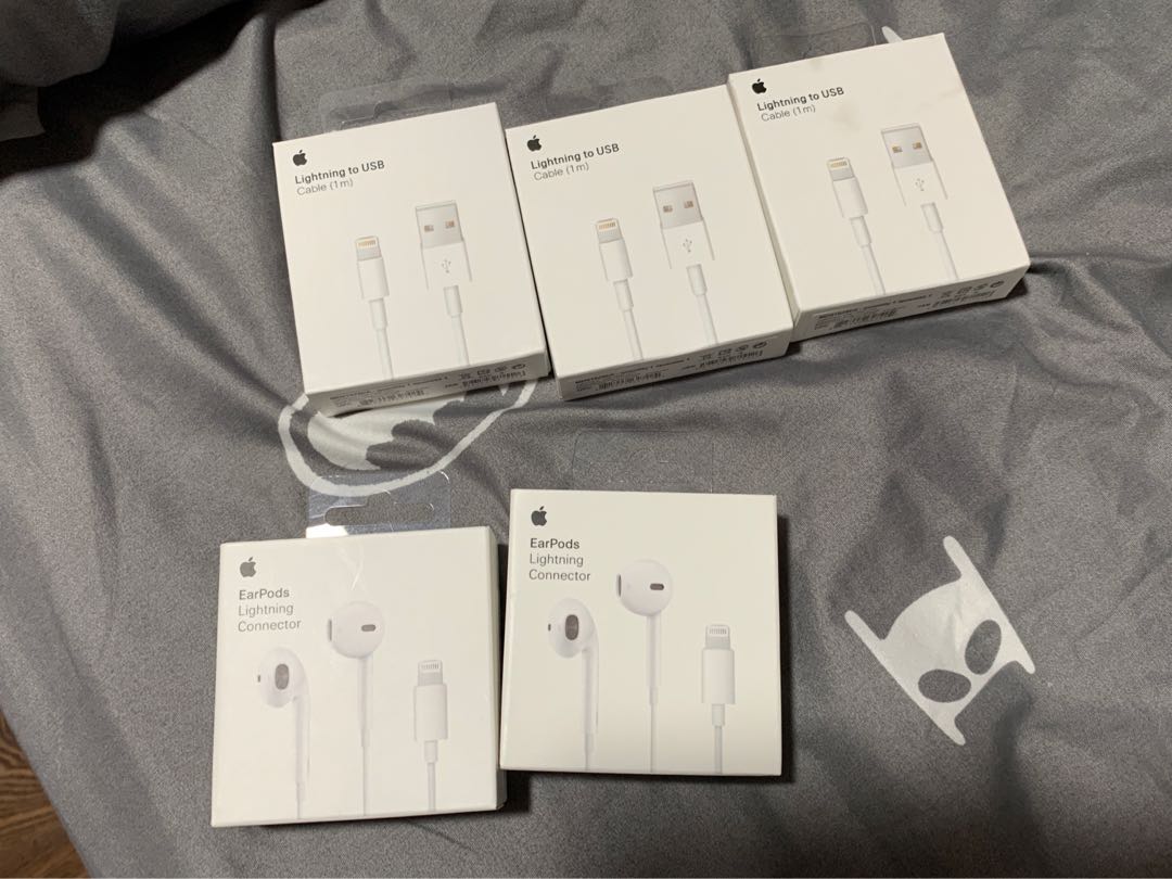 Apple EarPods & Lightning Cable (💯 Ori Sealed), Mobile Phones & Gadgets ...