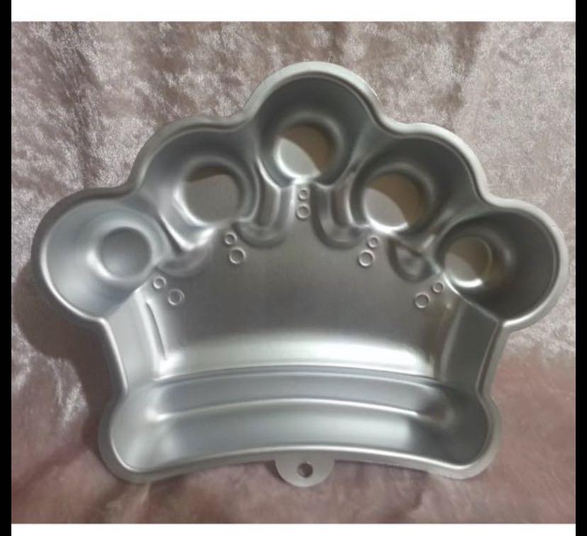Crown Shaped Cake Pan 10 inch Royal Prince Princess, Home Appliances ...