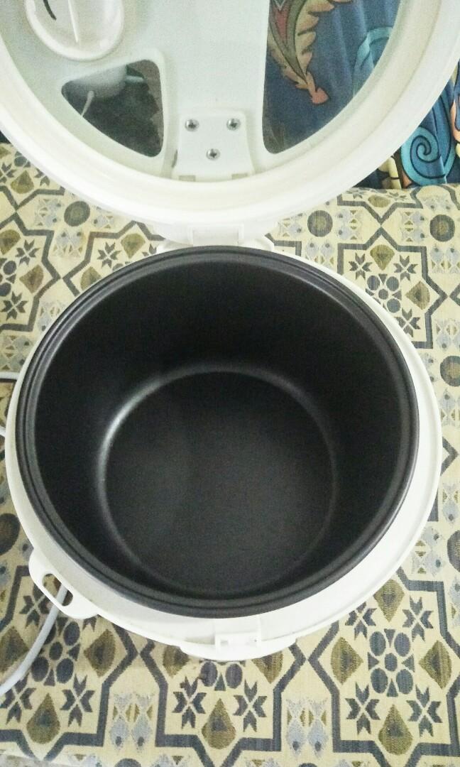 EZION HIGH TECH RICE COOKER, TV & Home Appliances, Kitchen Appliances ...
