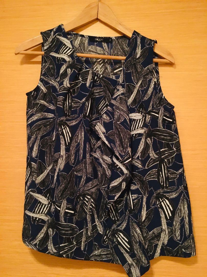G2000 leaf navy tops, Women's Fashion, Tops, Blouses on Carousell