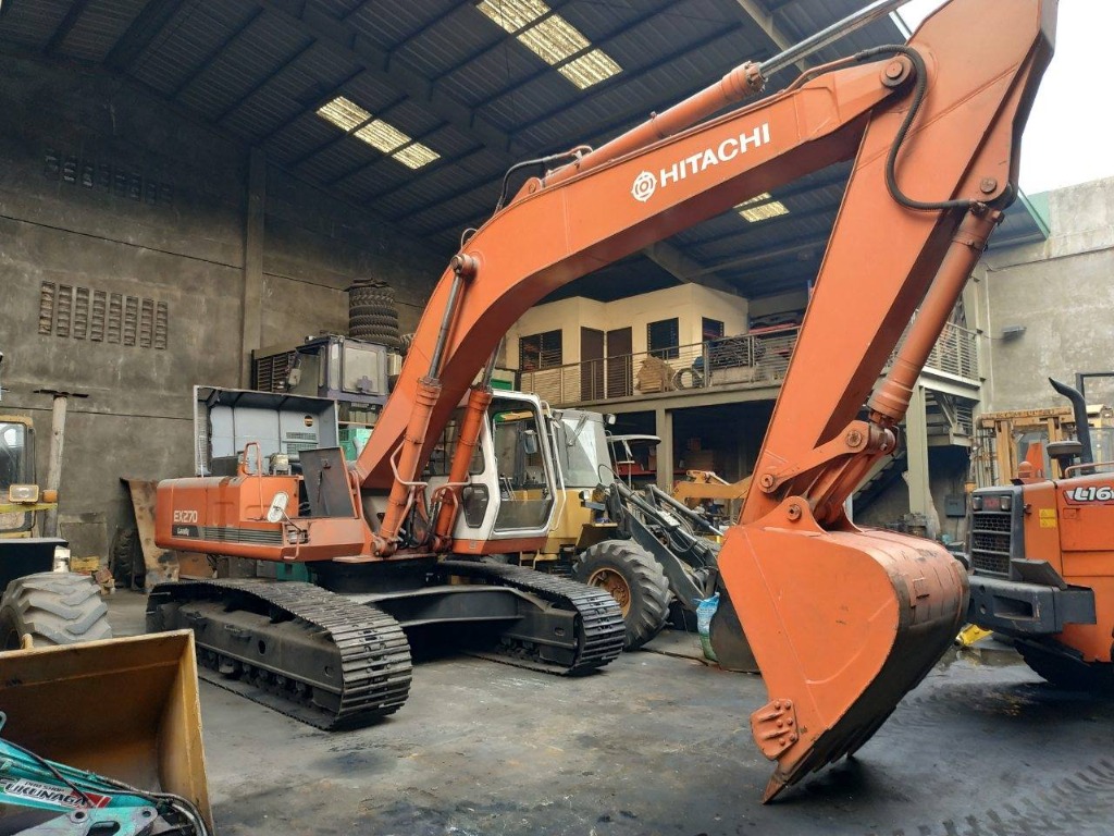 HITACHI EX270 BACKHOE, Special Vehicles, Heavy Vehicles on Carousell