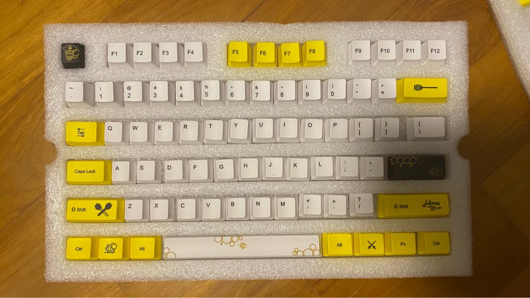 PBT Honey & Bees Keycaps, Computers & Tech, Parts & Accessories ...