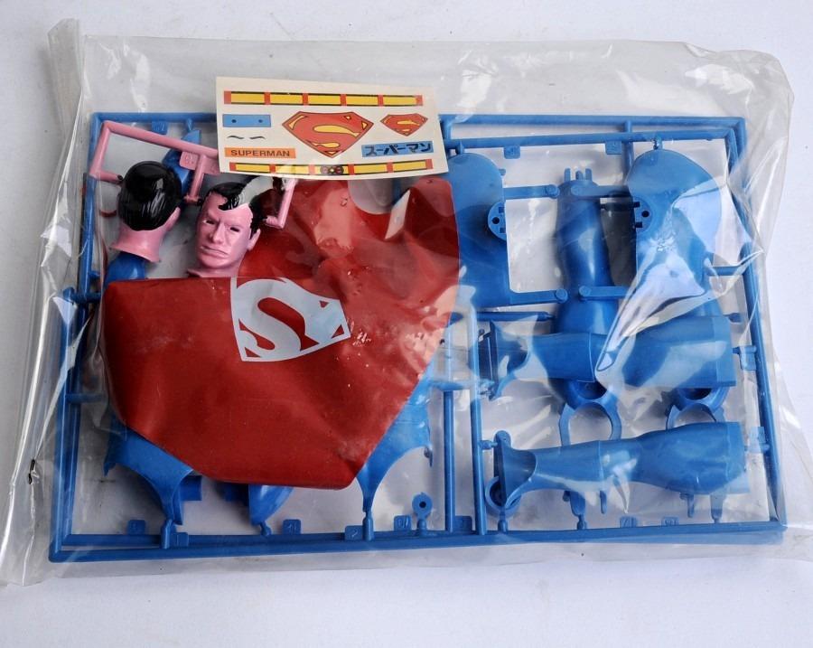 RARE JAPANESE 70s AOSHIMA SUPERMAN WIND UP WALKER PLASTIC GARAGE KIT ...