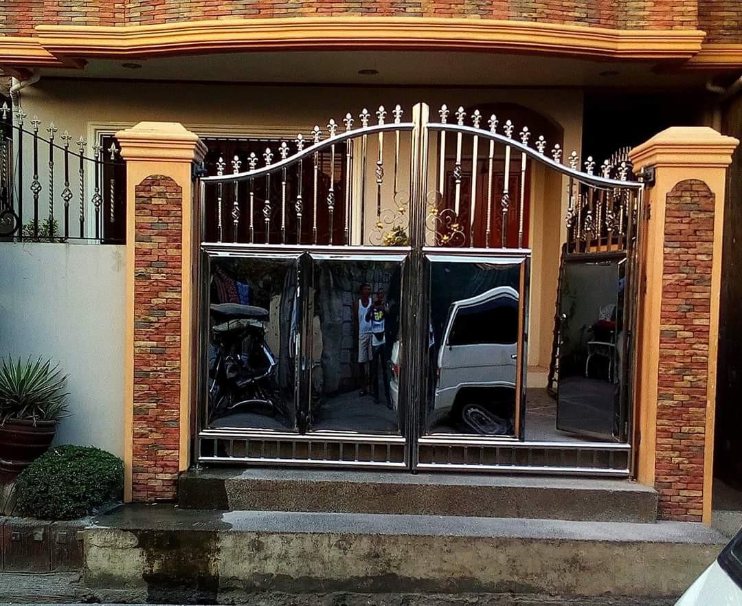 SUS304 STAINLESS STEEL GATE, Furniture & Home Living, Bathroom ...