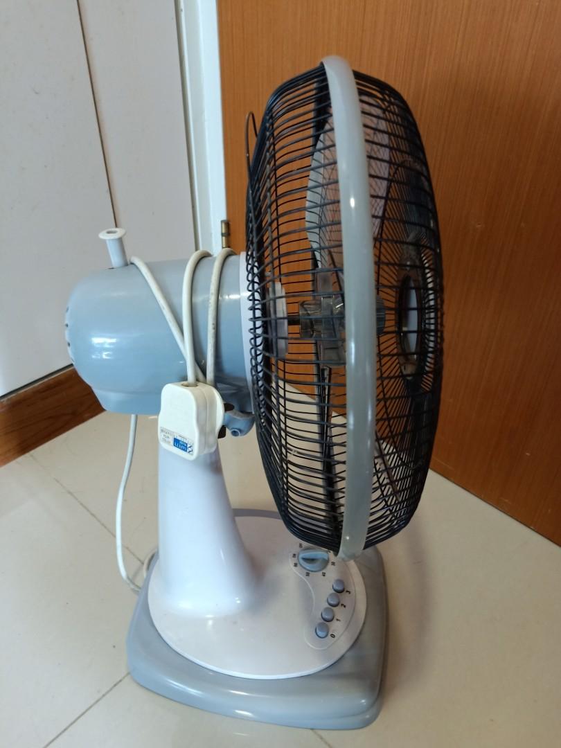 "12 full functional Soundtech table fan, Furniture & Home Living ...