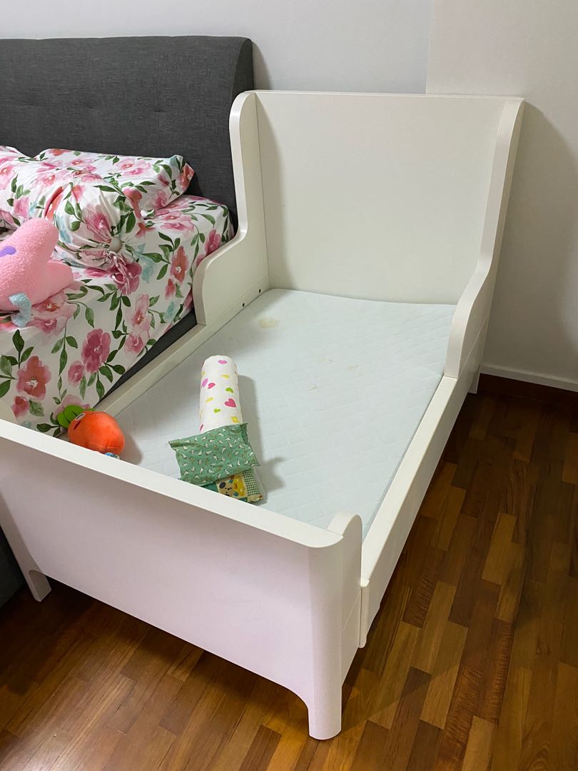 BUSUNGE Extendable bed, Furniture & Home Living, Furniture, Bed Frames ...