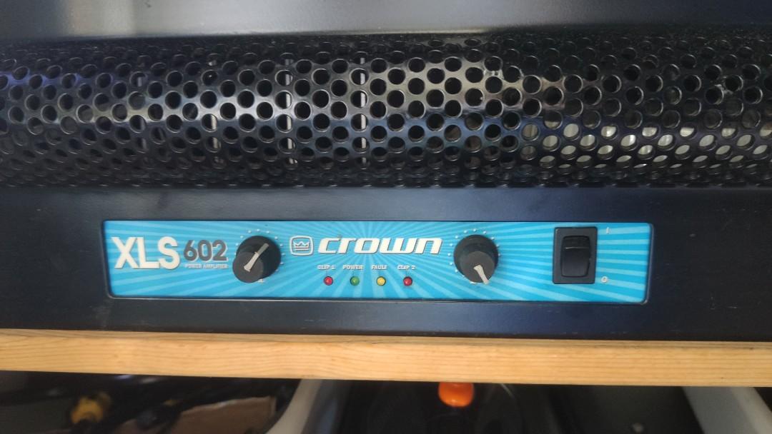 Crown XLS 602 amplifier( Condition not sure selling as parts), Audio ...