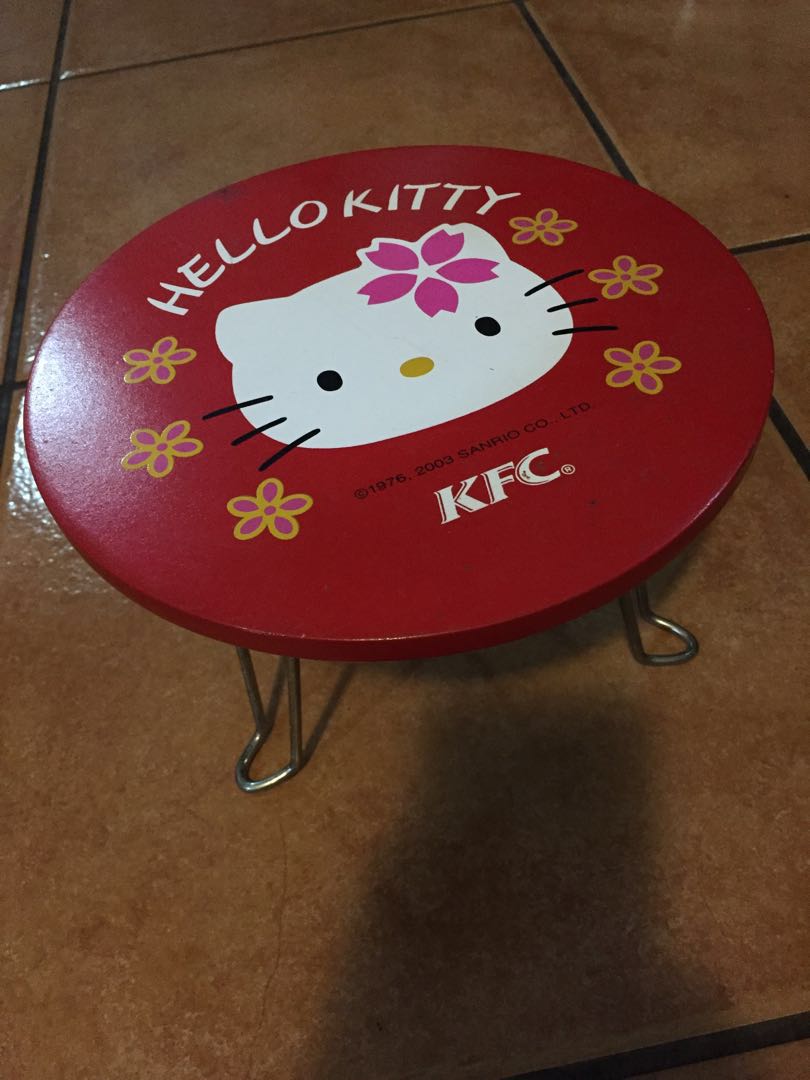 Limited Edition Hello Kitty KFC mini table, Babies & Kids, Baby Nursery ...