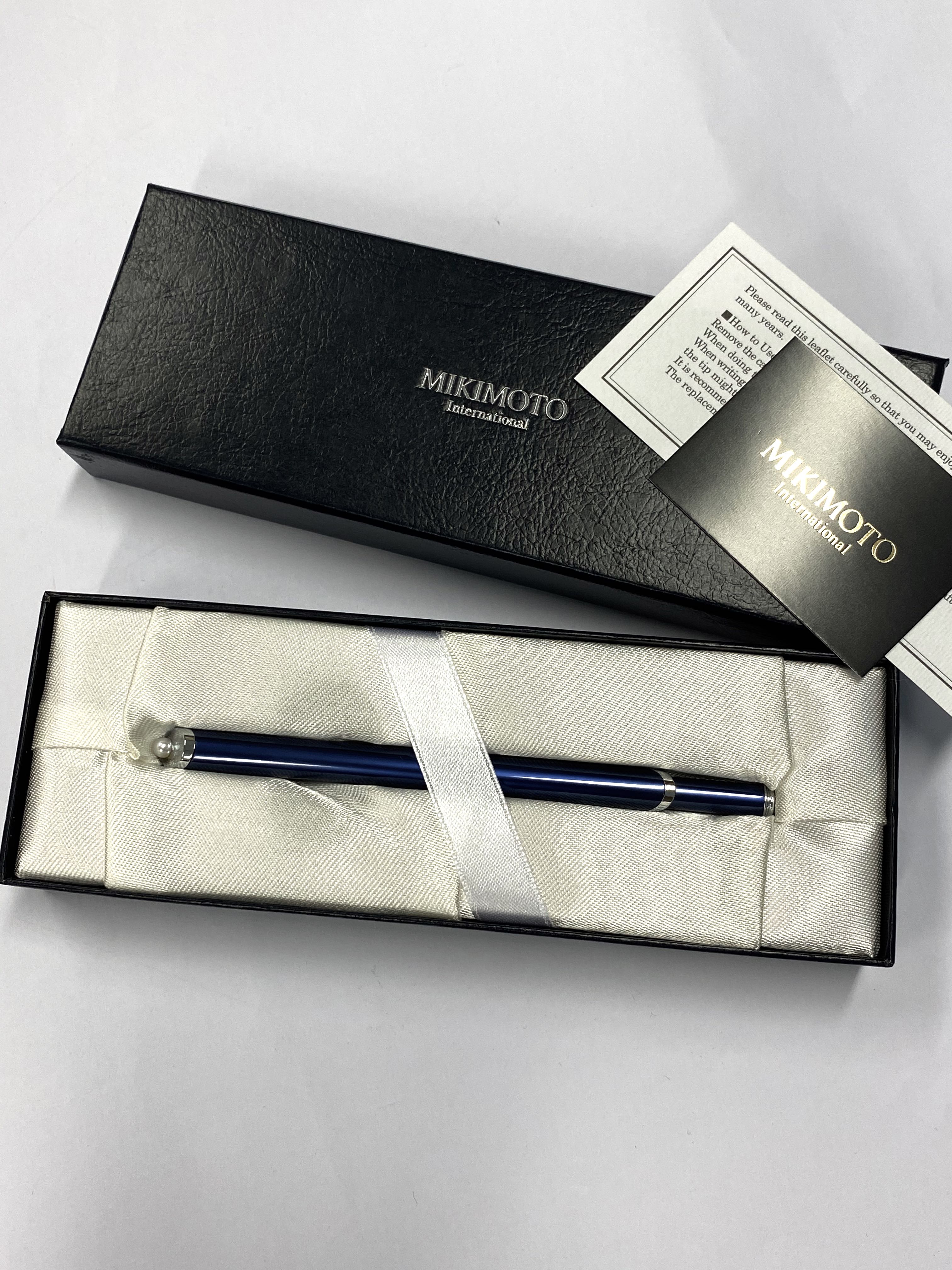 Mikimoto ball-point pen with pearl Japan gift 日本珍珠筆, 興趣及遊戲, 手作＆自家設計, 文具 ...