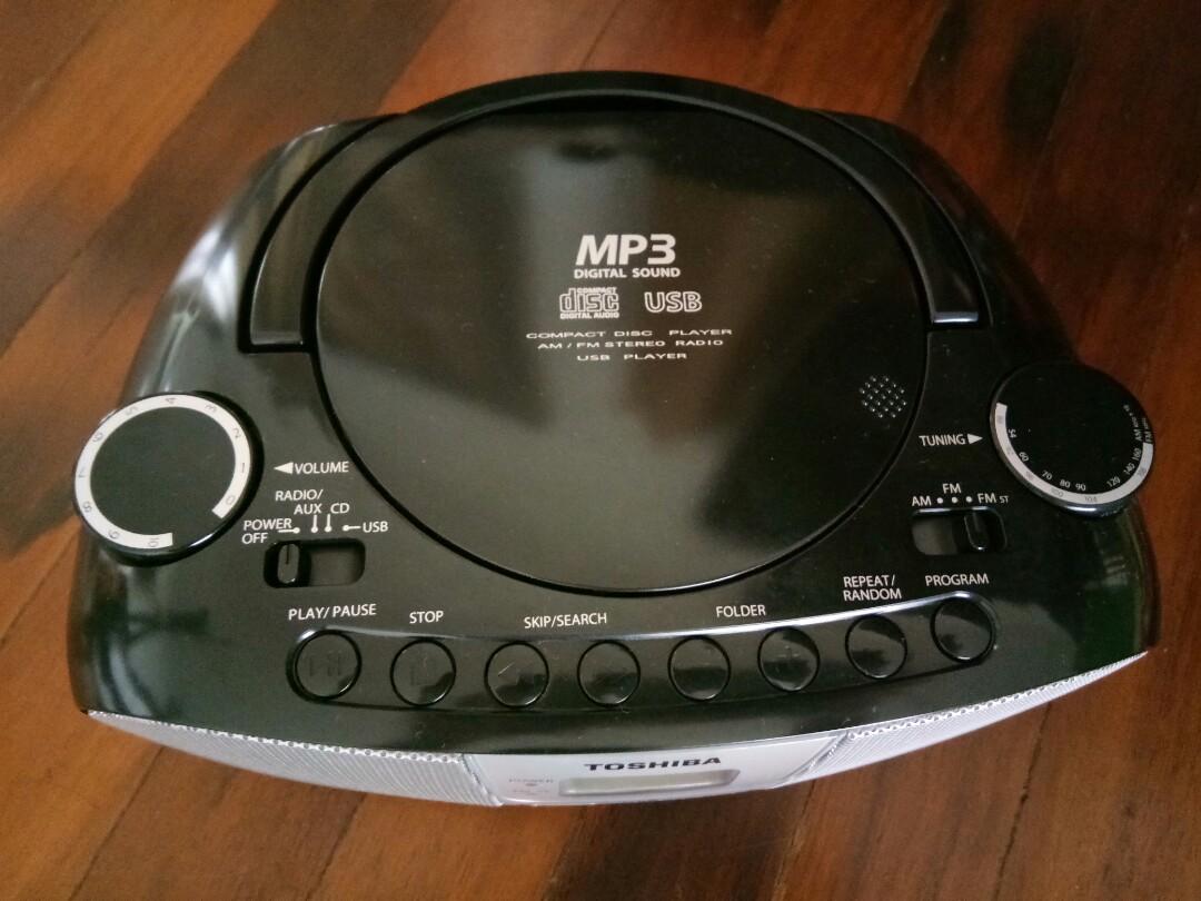 Toshiba Radio & CD Player, Audio, Portable Music Players on Carousell
