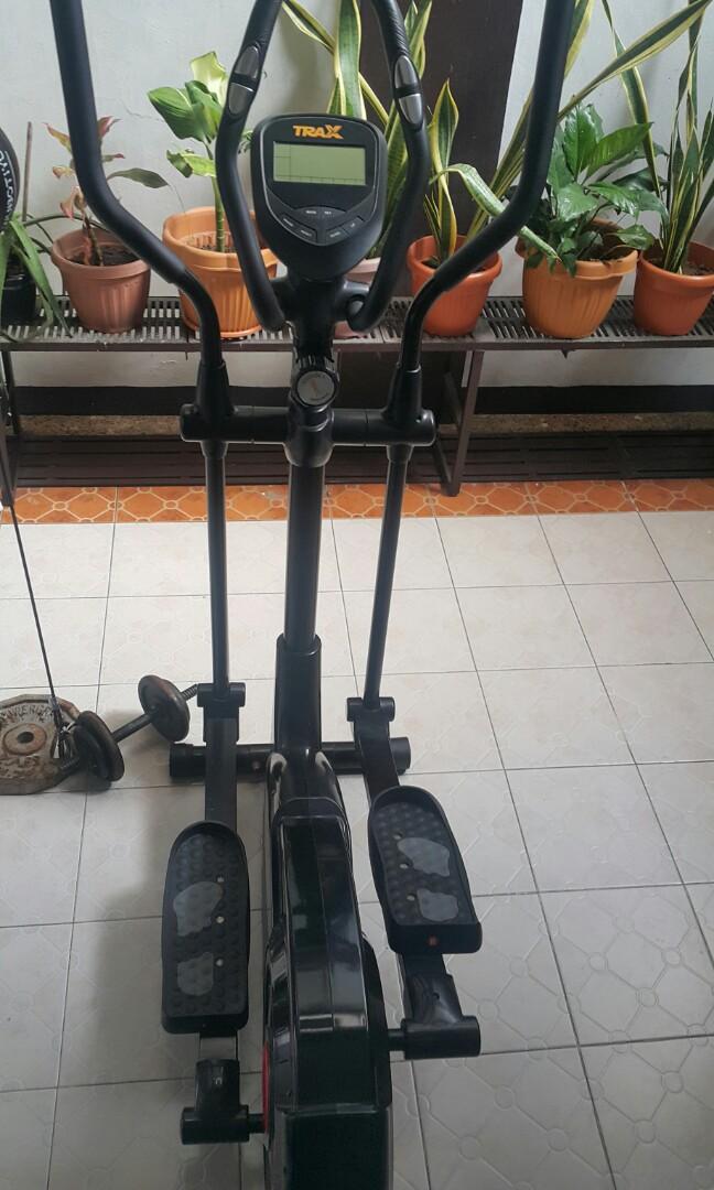 Trax Elliptical Trainer, Sports Equipment, Exercise & Fitness, Cardio ...