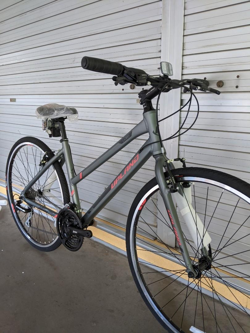 Upland LS380 700C Hybrid Bike (Grey), Sports Equipment, Bicycles ...