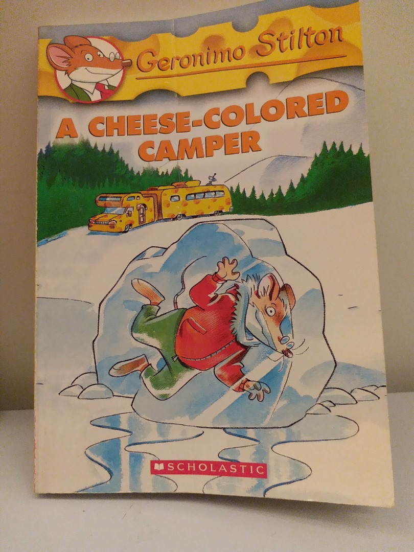 老鼠記者英文版 a cheese-colored camper - geronimo stilton, 興趣及遊戲, 書本 & 文具, 小朋友 ...