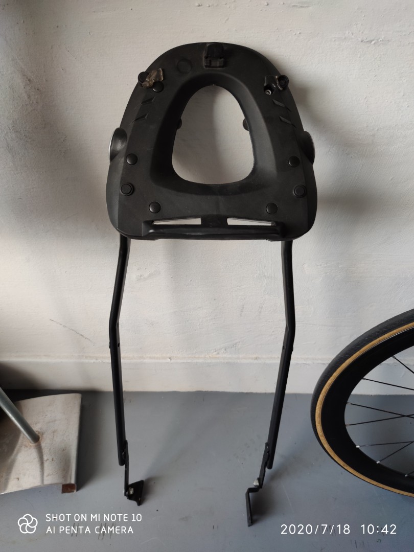 Aerox / NVX 155 GIVI Top Box Rack, Motorcycles, Motorcycle Accessories ...