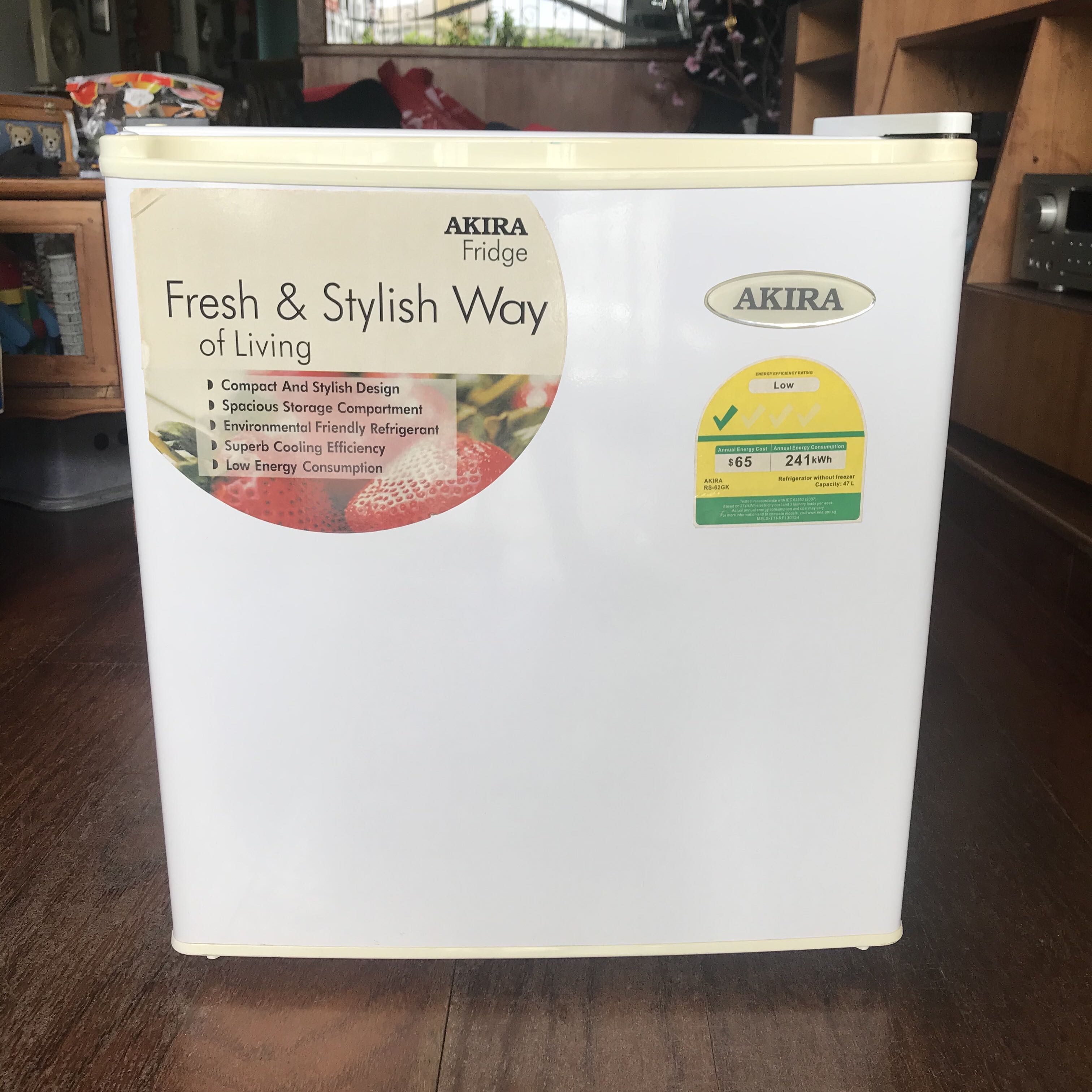 Akira Mini Fridge, TV & Home Appliances, Kitchen Appliances ...
