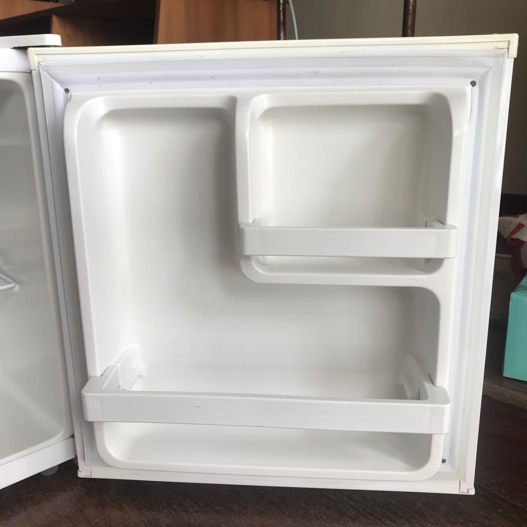 Akira Mini Fridge, TV & Home Appliances, Kitchen Appliances ...