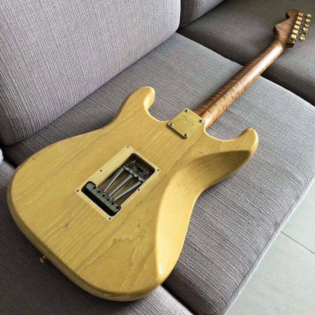 Check out the pics! Fender Custom Edition 40th Anniversary 54 Reissue ...