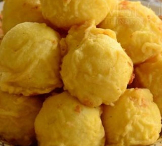 Halal desert / Kuih ketuk ubi / Onde Onde / samosa / popiah / epokepok ...