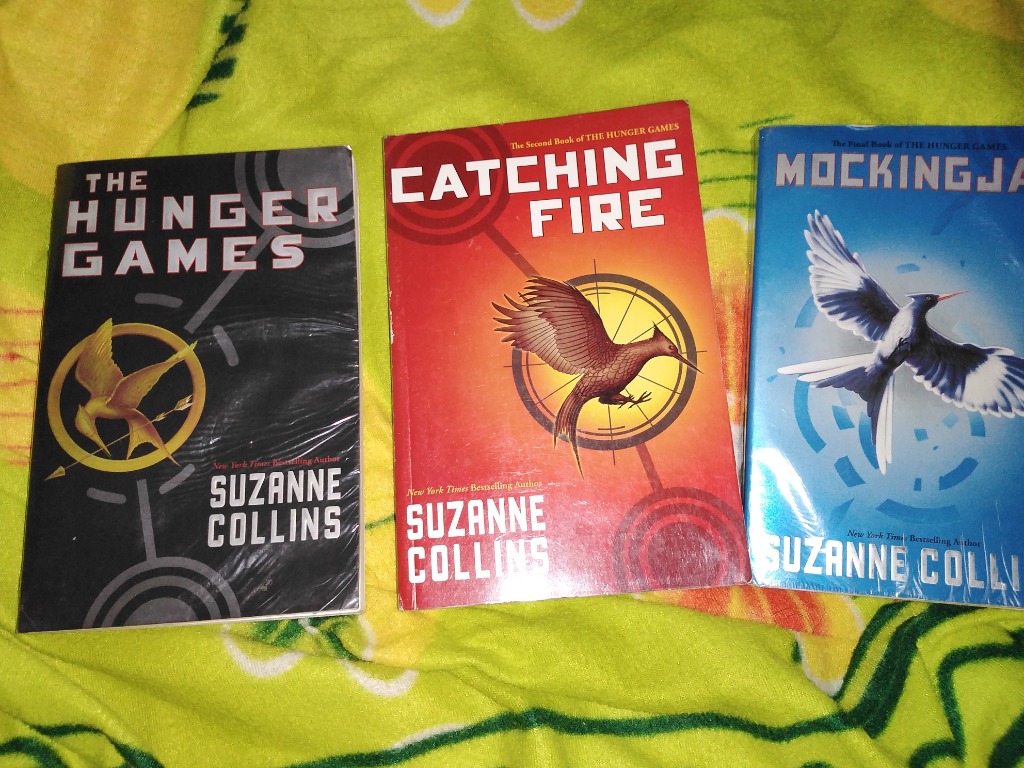 Hunger games (set) , Hobbies & Toys, Stationary & Craft, Other ...