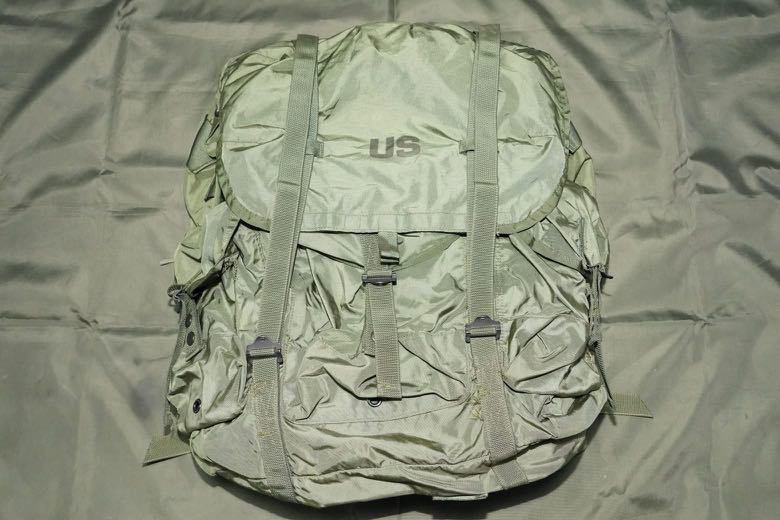 Large ALICE Pack (like new condition), Sports Equipment, Bicycles ...