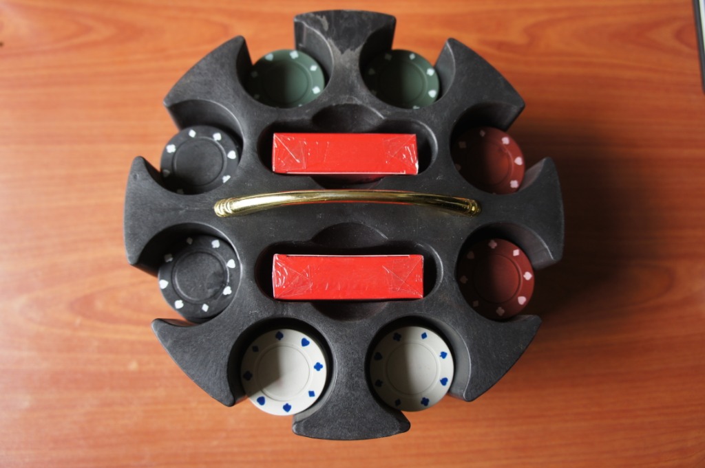 Revolving Poker Chip Rack + Poker Chips, Hobbies & Toys, Toys & Games ...
