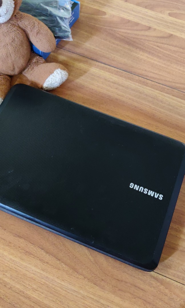 SAMSUNG SENS R530, Computers & Tech, Laptops & Notebooks on Carousell