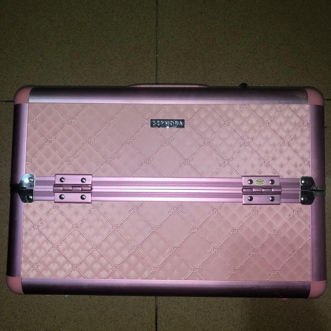 Sephora Collection Large Embossed Train Case - Pink Quilted, Beauty ...