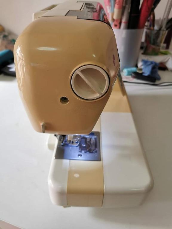 Singer 988 computerized sewing machine (with 156 stitches), Hobbies ...