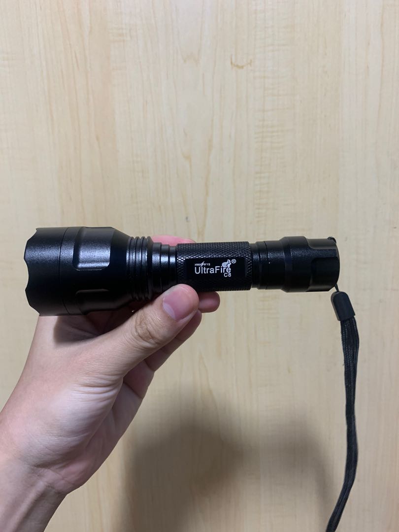 UltraFire C8 LED 1000 Lumen CREE Tactical Torchlight, Car Accessories ...