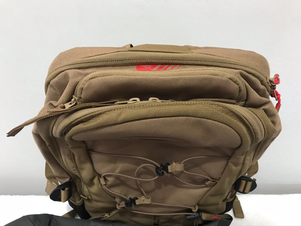 Authentic Oakley SI Vigor 26L Backpack, Men's Fashion, Bags, Backpacks ...