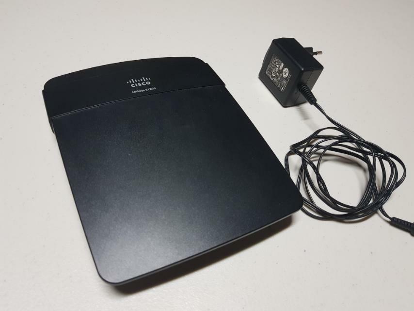 Cisco Linksys E1200 Wifi Router, Computers & Tech, Parts & Accessories ...