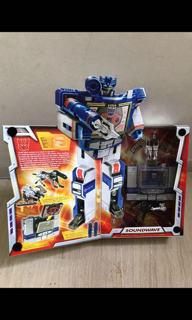 Hasbro Transformers TF G1 Reissue TRU Commemorative Edition Soundwave ...