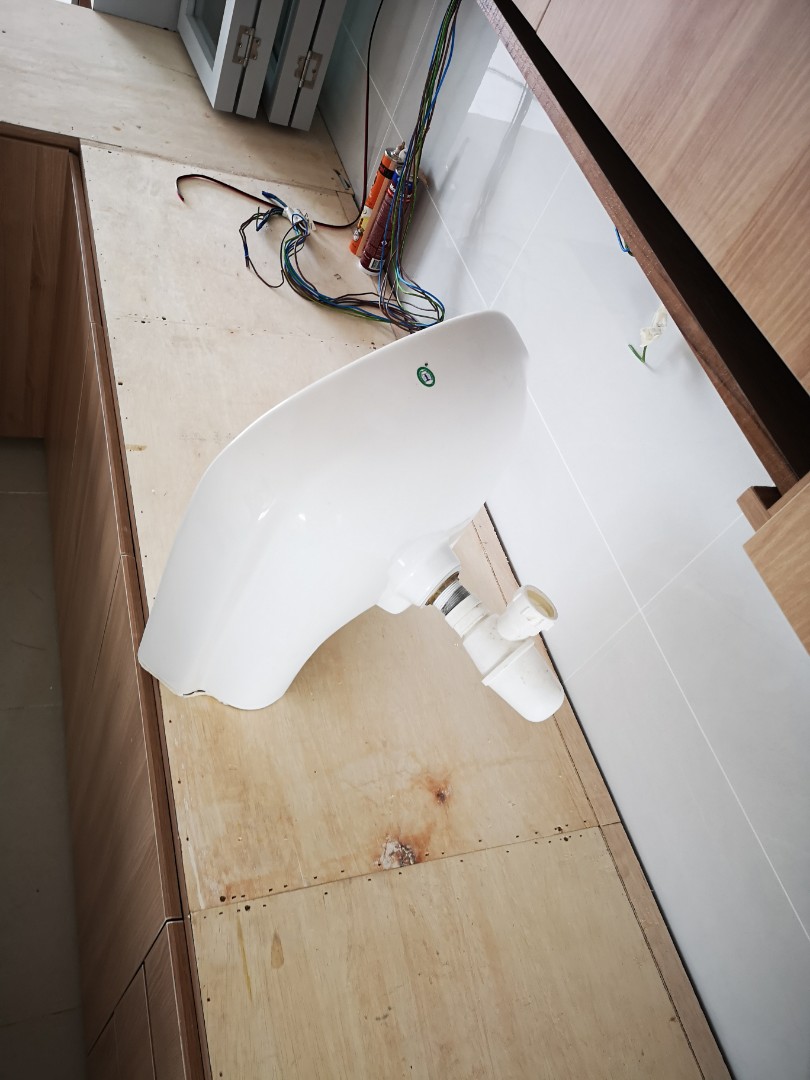 HDB Wall Mount Basin with Tap [New], Furniture & Home Living, Bathroom ...