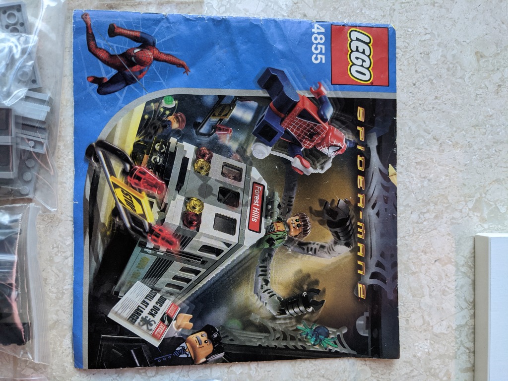 Lego 4855 : Spider-Man's Train Rescue (Spider-Man-Spider-Man 2) (Year ...