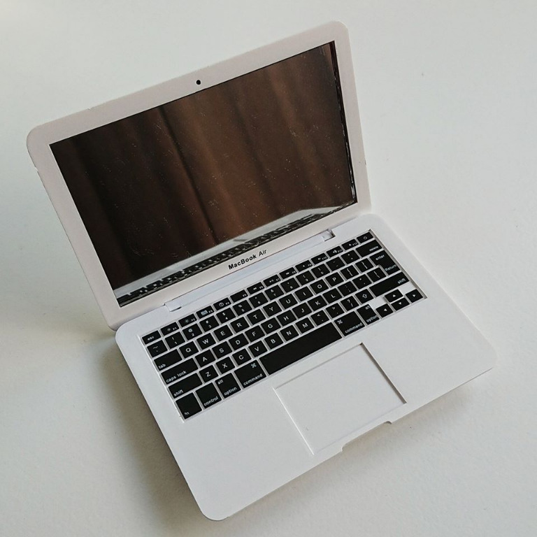 Miniature 1/6 Scale White Macbook Air Laptop Mirror (Suitable as props ...