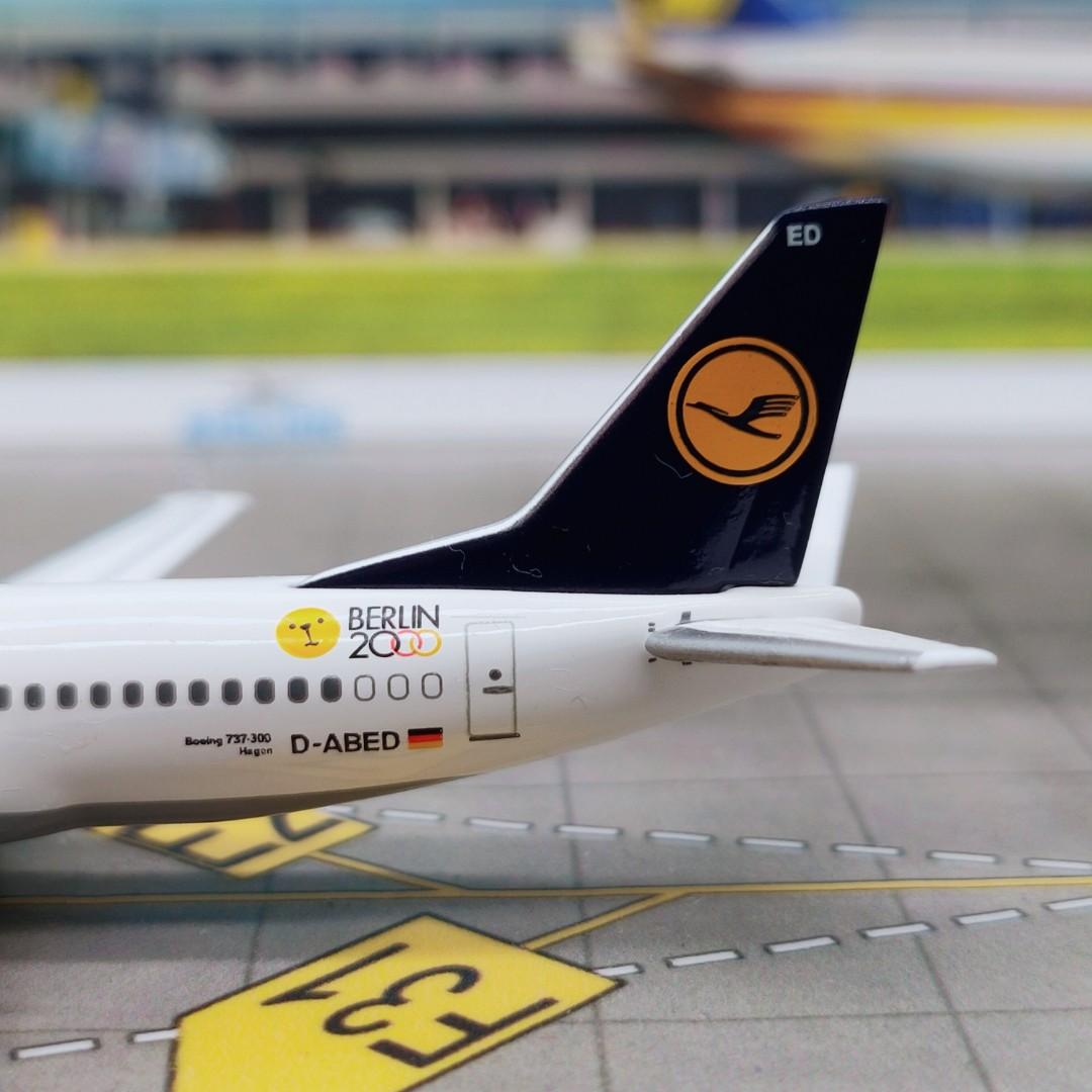(SALE!) 1:400 B737 Lufthansa (Berlin 2000 Olympic Livery), Toys & Games ...