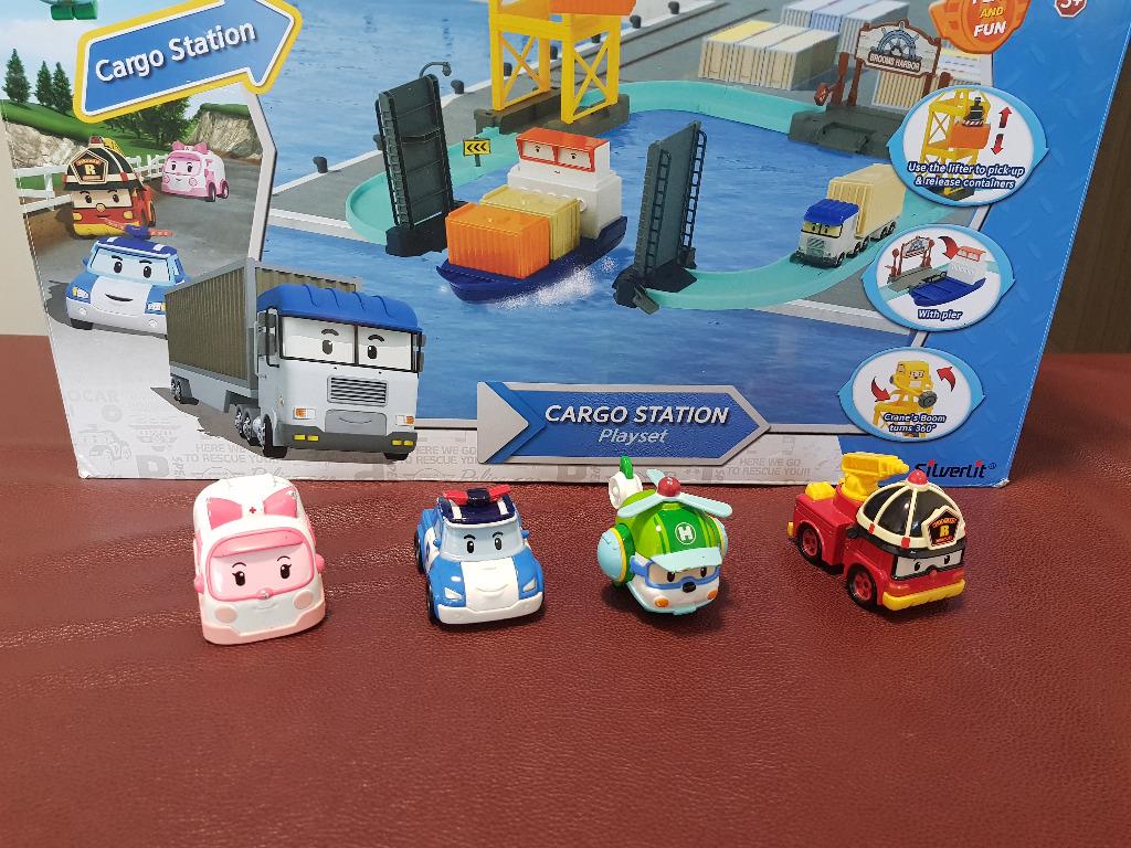 Robocar Poli Cargo Station with Figurings, Hobbies & Toys, Toys & Games ...