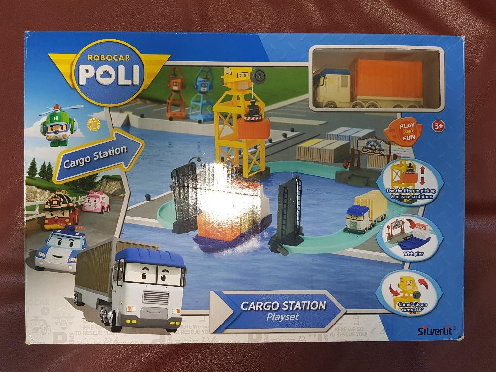 Robocar Poli Cargo Station with Figurings, Hobbies & Toys, Toys & Games ...