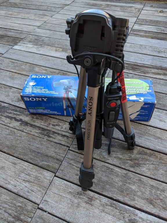 Sony VCT570RM Tripod with remote control, Photography, Photography ...