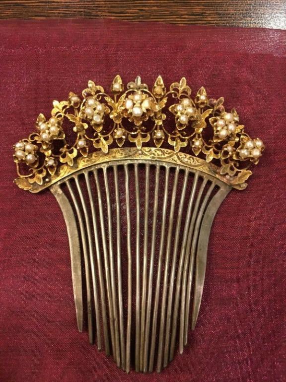 Tambourine jewelry and payneta (ornamental comb), Women's Fashion ...